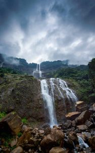 10 Scenic Waterfalls In Meghalaya That'll Leave Your Mesmerised ...