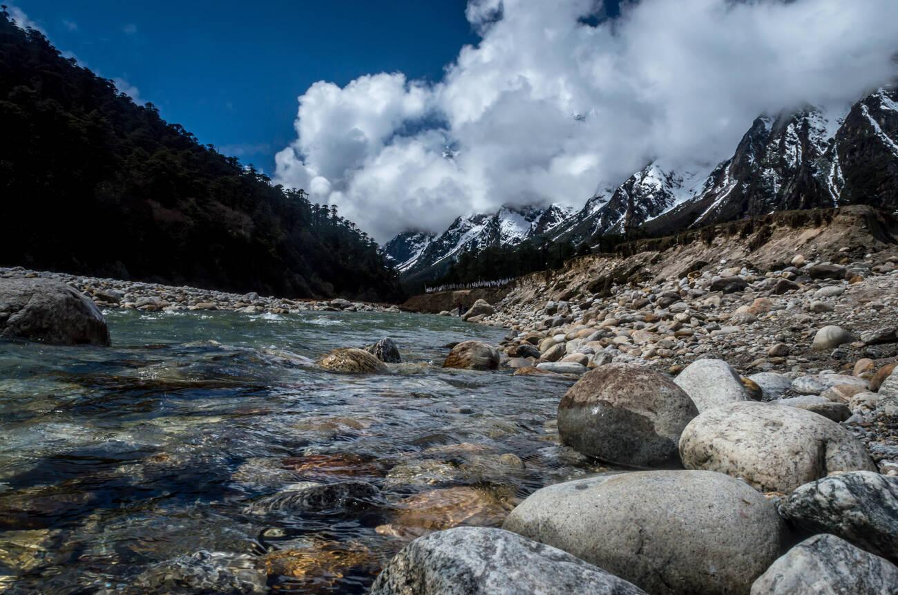 10 Best North Sikkim Tourist Places | Oddessemania